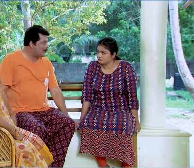 Thatteem Mutteem: Sahadevan gets duped by con man and brother Sahadevan ...