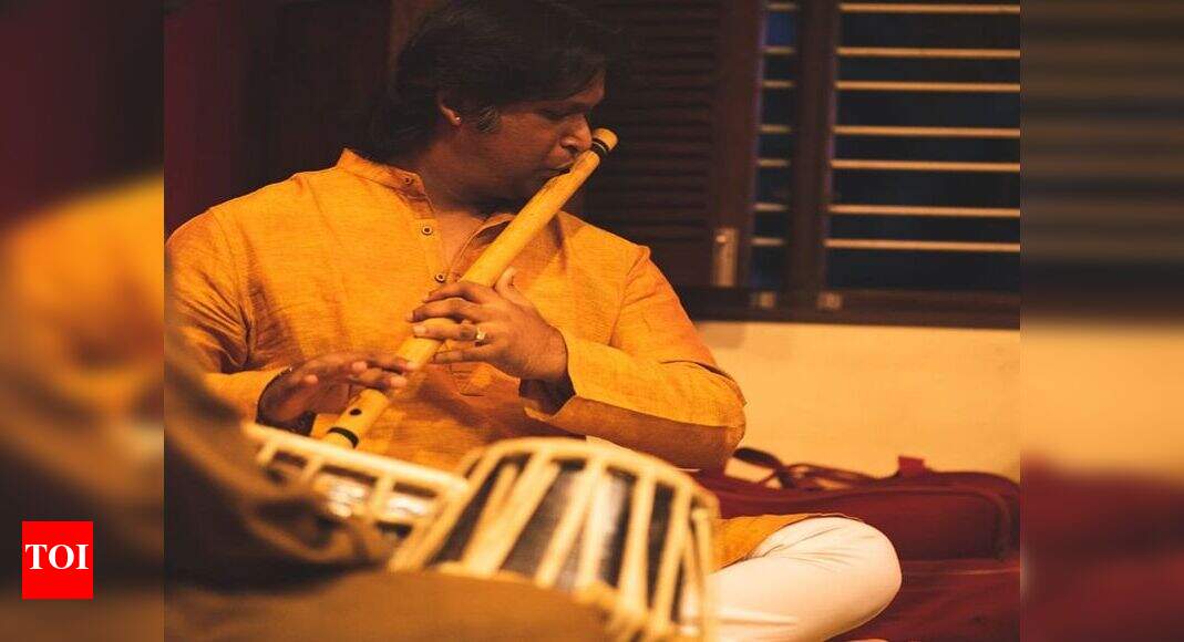 Flautist Sameer Rao performs at a home kutcheri in Bengaluru | Events ...