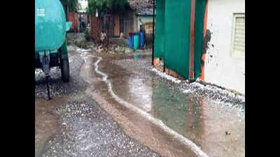 Junnar man among 12 killed by lightning, thunderstorms in Maharashtra ...