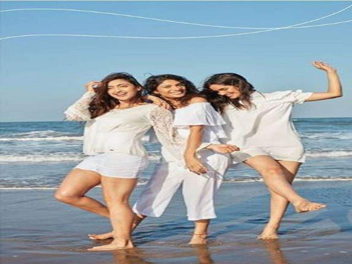 Beauty queens endorse Femina Flaunt Spring Summer 19 collection