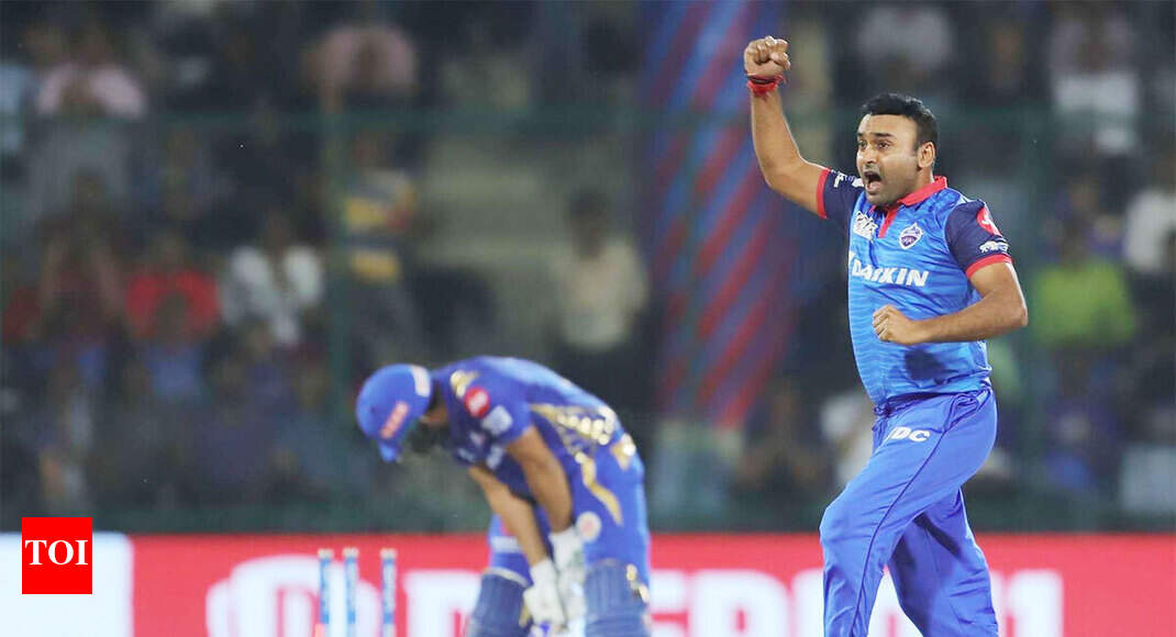 Amit Mishra becomes first Indian bowler to claim 150 IPL wickets ...