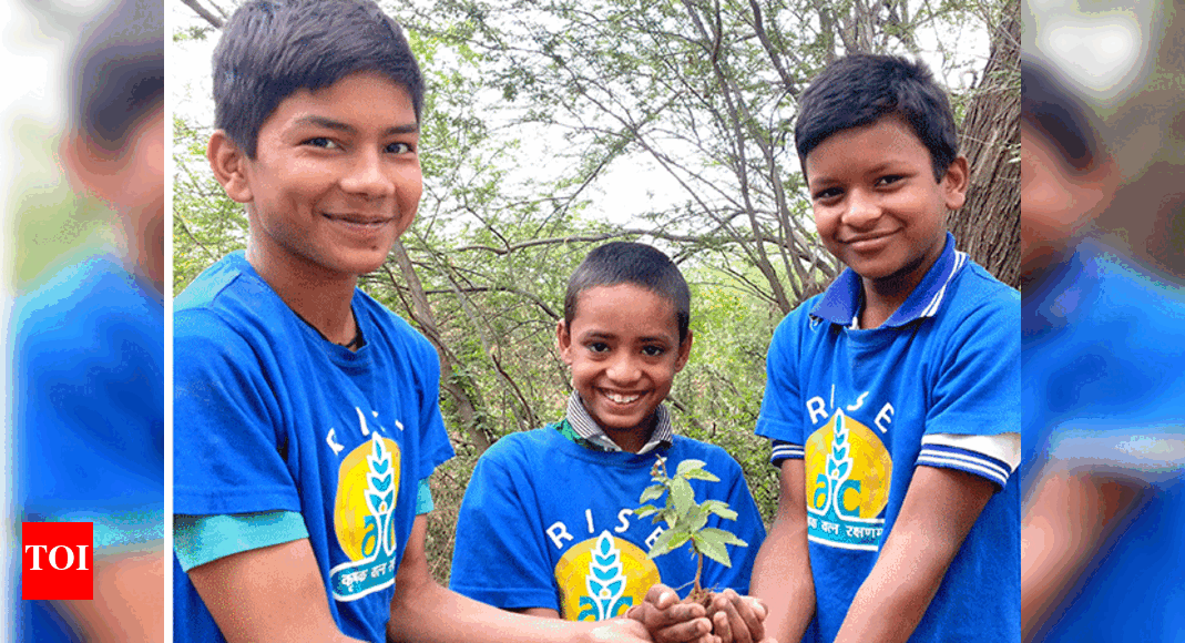 AROH Foundation celebrates World Earth Day | Delhi News - Times of India