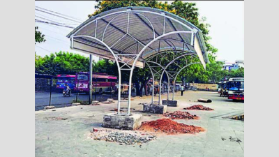 Shelters, toilets, stores & more: Imlibun station set for revamp ...