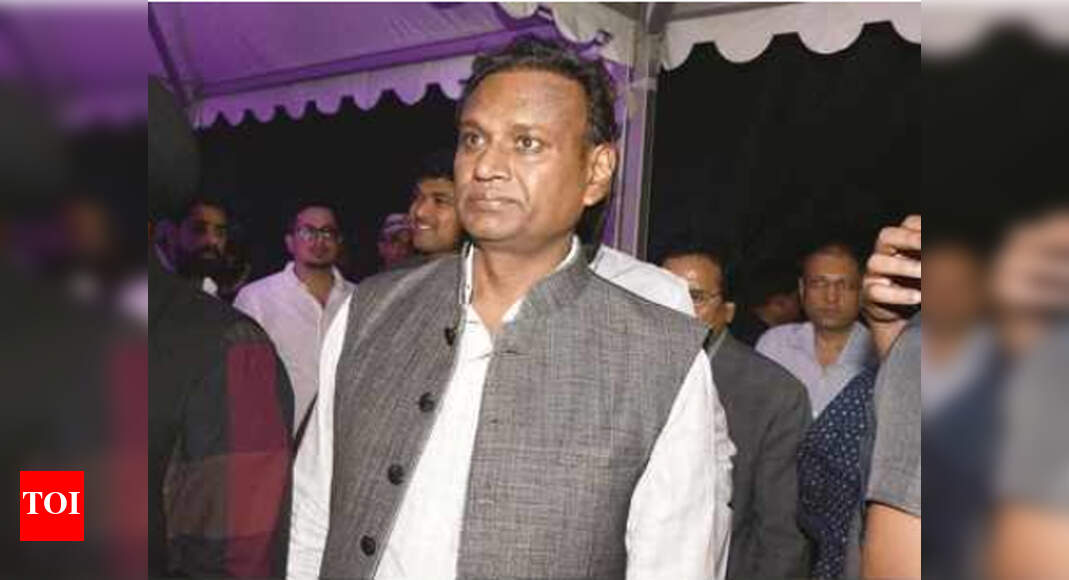 BJP removes Udit Raj from social media groups, hours after the ...