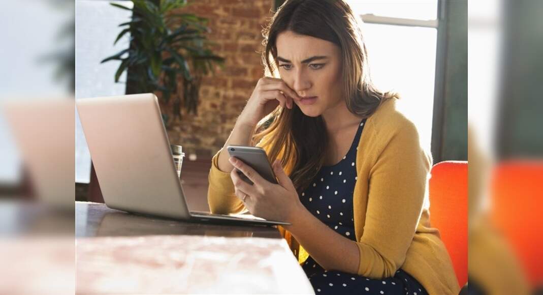 What Is FOMO And How To Deal With It - Misskyra.com