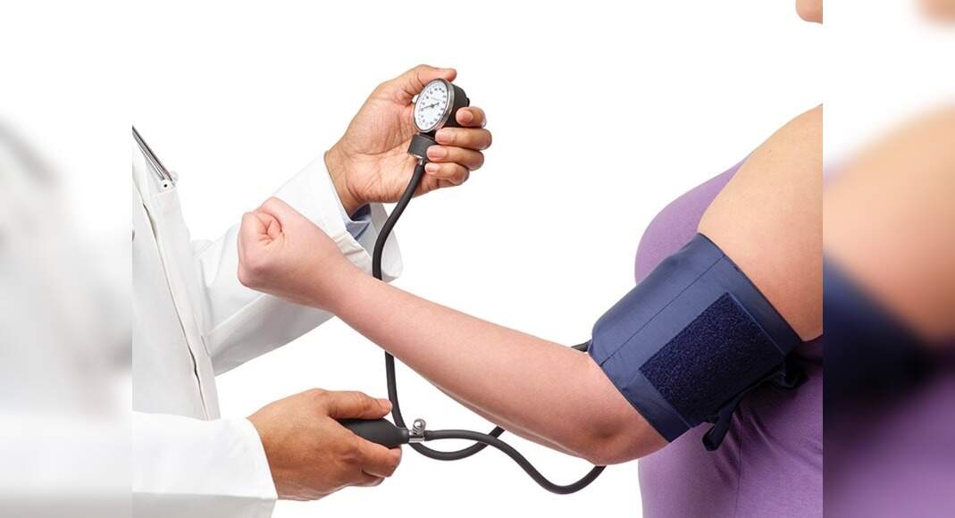 High Blood Pressure Symptoms: Warning signs of high blood pressure you ...