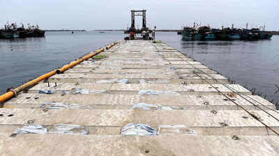 Mini jetty being built in Royapuram fishing harbour | Chennai News ...
