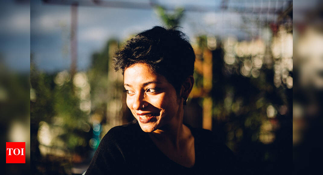 Who did Daminee miss the most on sets of Jyesthoputro? | Bengali Movie ...