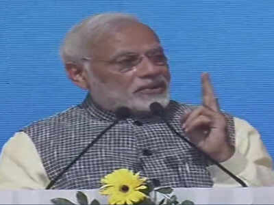 Focus shifts from ‘vikas’ to Modi versus opposition - Times of India