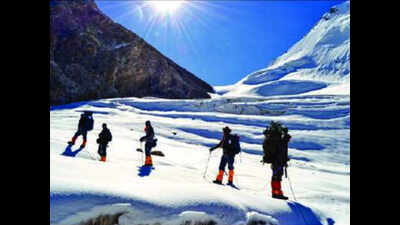 Trek group begins Tapovan and Kedar Tal expedition | Dehradun News ...