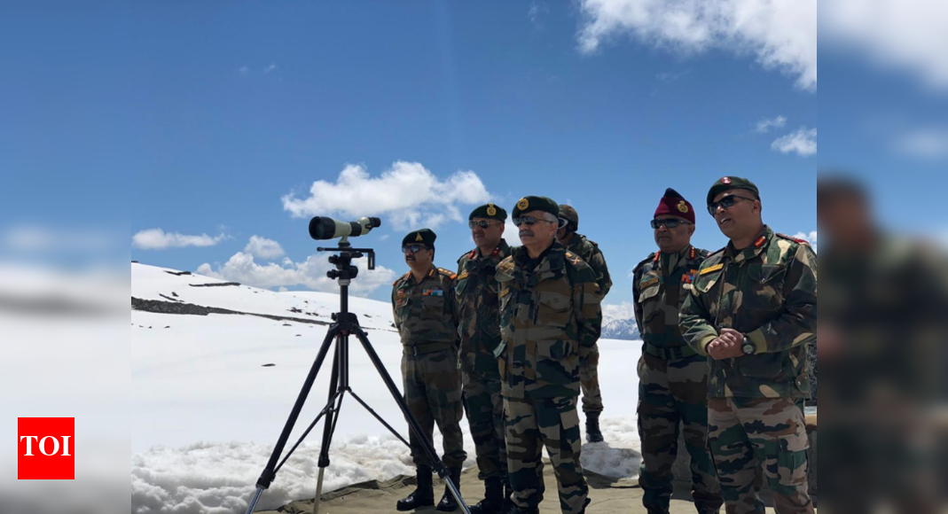 Eastern Army commander visits forward areas along LAC in Arunachal ...