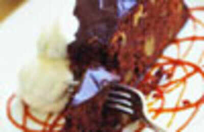 Loyal lovers of the garden cafe Chamiers can heave a sigh of relief as ...