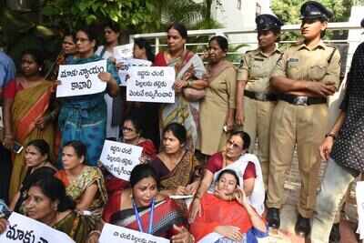 Hyderabad: Daughter-in-law of retired HC judge demands child’s custody ...