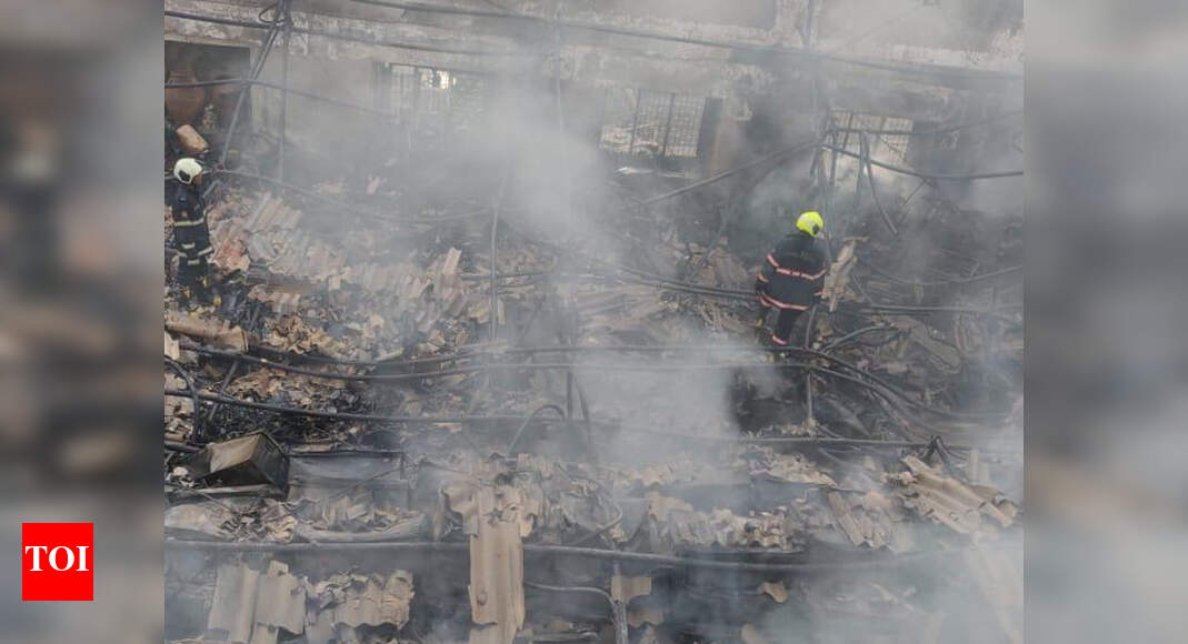 Fire at industrial estate in Goregaon doused | Mumbai News - Times of India