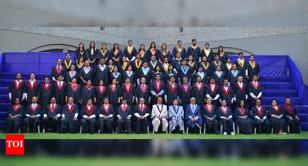 567 students receive degrees at Nirma University’s Convocation | Events ...