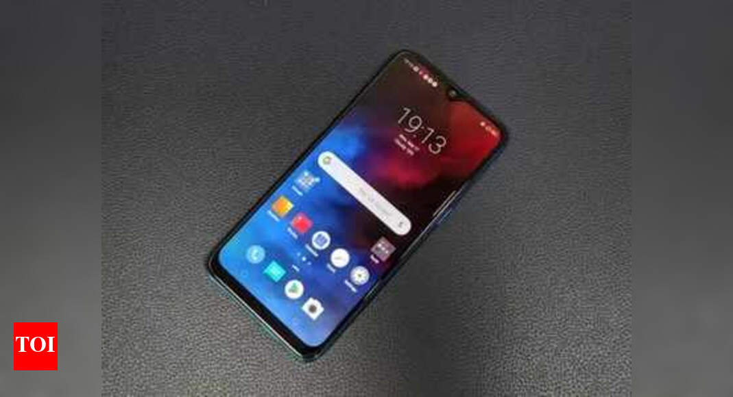 Realme 3: Realme 3 with 3GB RAM and 64GB storage launched: Price, specs ...
