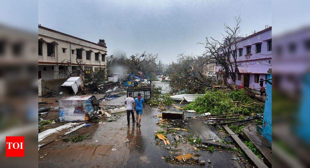 Cyclone Fani latest news: How 12 buoys along Cyclone Fani’s path helped ...