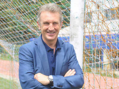 India coach's job: Korean World Cupper Lee Min-sung, Albert Roca among ...