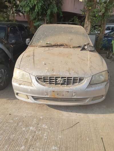 100 ++ Khatara’s in Cuffe Parade. - Times of India