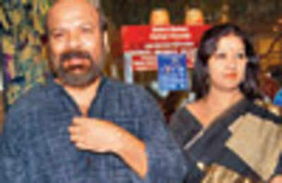 Star-studded premier of 'Notobor Not Out' | Hindi Movie News - Times of ...