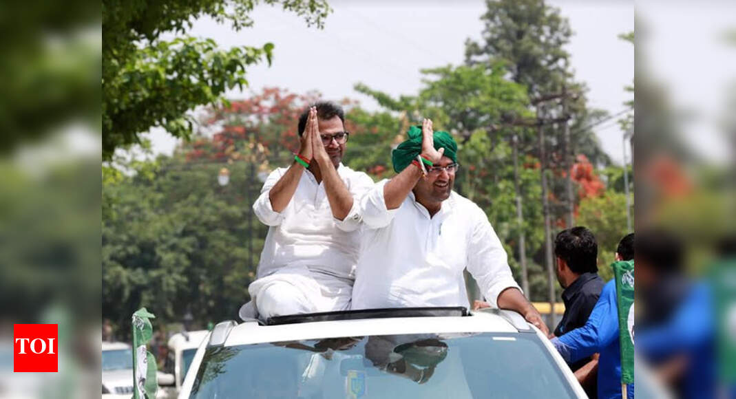 We made efforts to bring Chautala out, but BJP and Congress didn't let ...