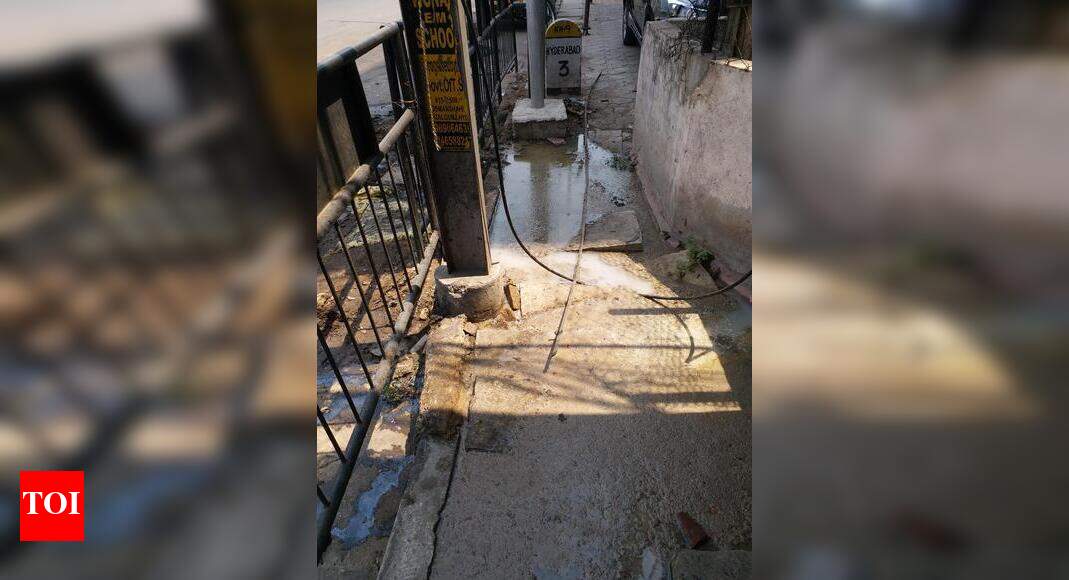 Cesspool on the busy thoroughfare of the city - Times of India