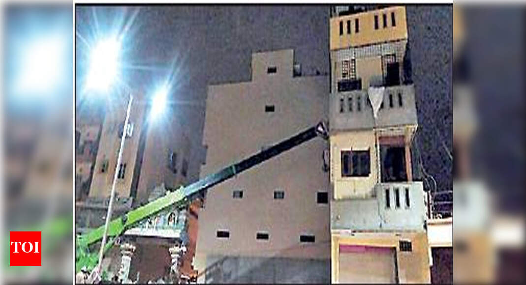 Horamavu building in northeast Bengaluru tilts, six families evacuated ...