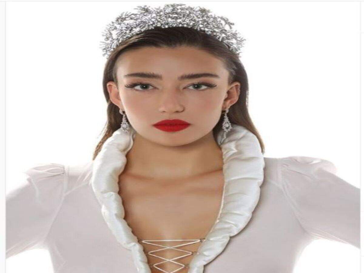 Sella Sharlin crowned Miss Israel 2019