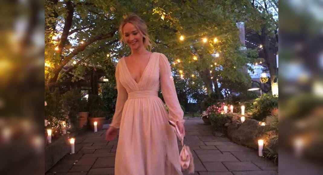 Jennifer Lawrence has a ‘princess moment’ at her engagement party ...