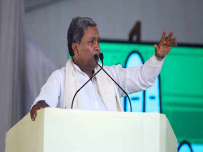 Siddaramaiah scoffs at HDK’s Kharge remark, says HD Revanna too eligible for CM post | Bengaluru ...