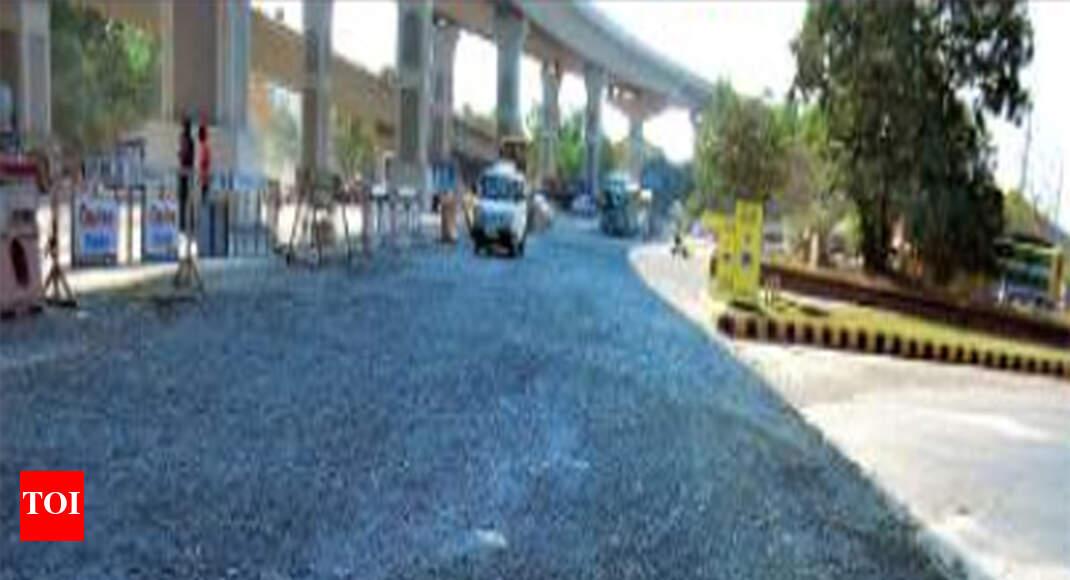 PWD finally starts levelling road outside Panaji bus stand | Goa News ...