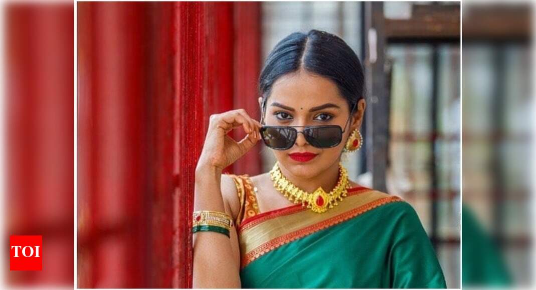 Watch: Titeeksha Tawde shares a fun video from the sets of Tu Ashi ...