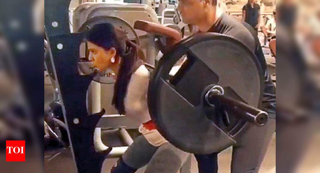 #GirlsWhoLift: Sam lifts 100 kgs like a boss | Events Movie News ...
