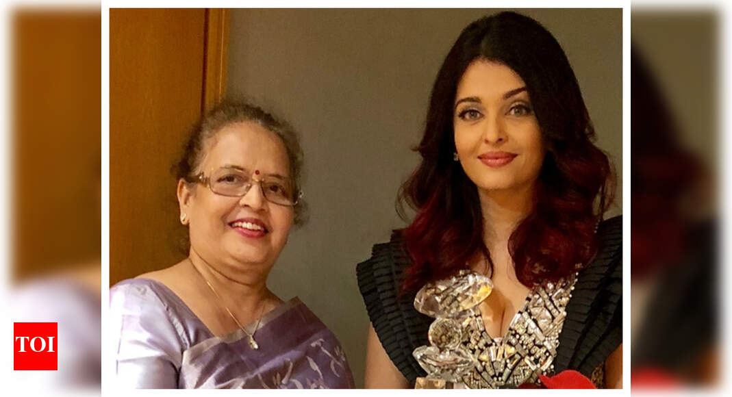 Photos: Aishwarya Rai Bachchan steps out with family to celebrate ...