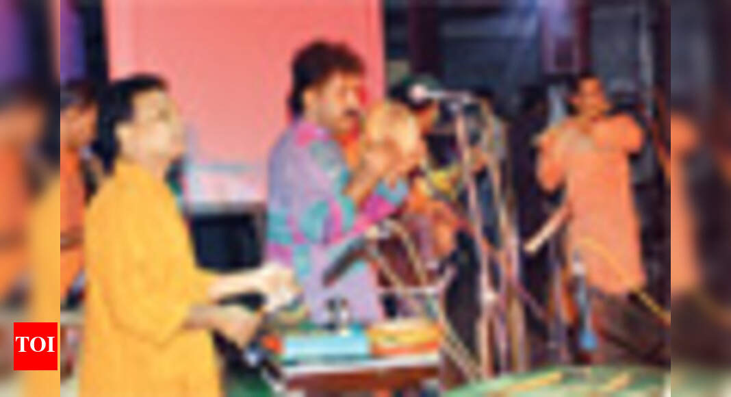 Moner Manush's audio launch in Kolkata | Hindi Movie News - Times of India