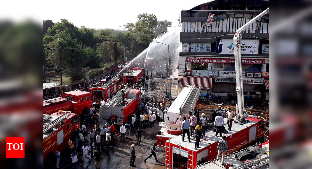 Surat fire tragedy: Eyewitness claims firemen didn’t have life-saving ...