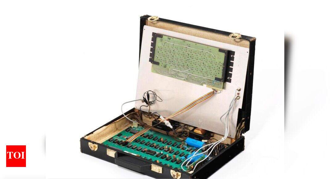 Apple First Computer: 'The first' Apple computer sells for Rs 3.2 crore ...