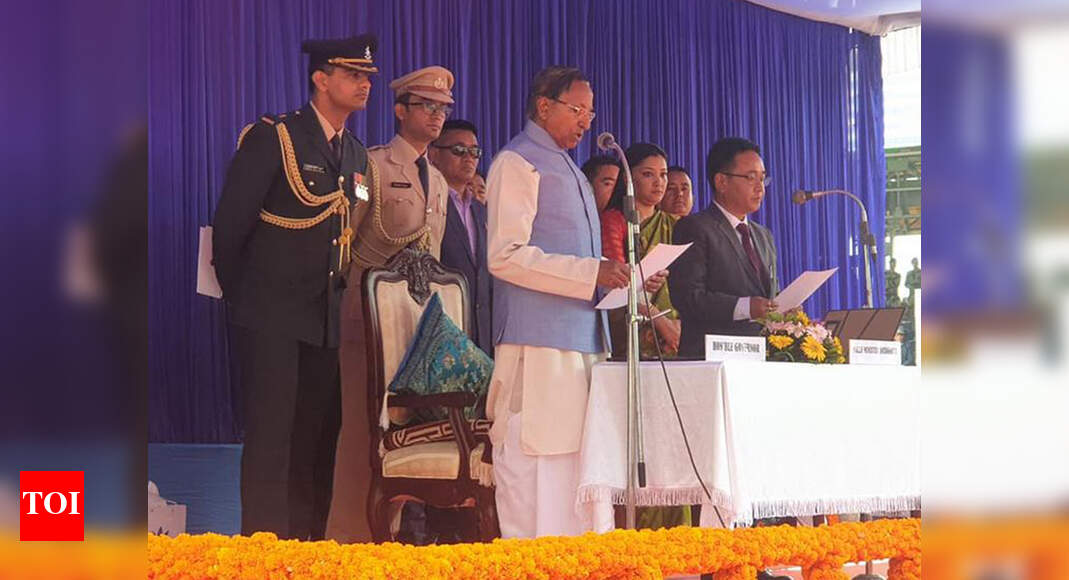 Prem Singh Tamang takes oath as new Sikkim CM | Kolkata News - Times of ...