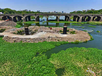 Maharashtra metro viaduct work on fast track | Pune News - Times of India