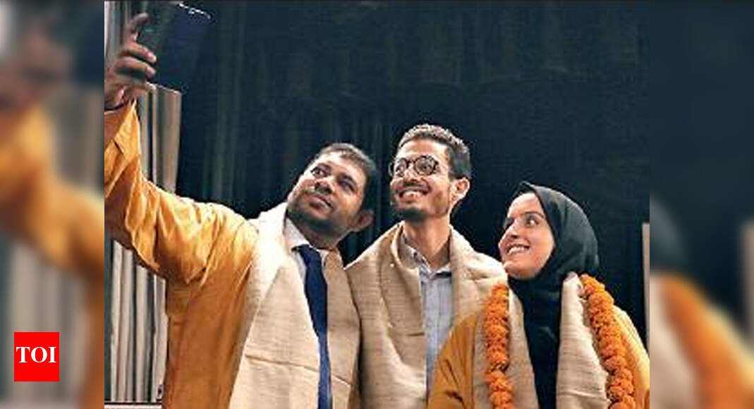 Government offices should not hold back data, says Pronab Sen | Kolkata ...