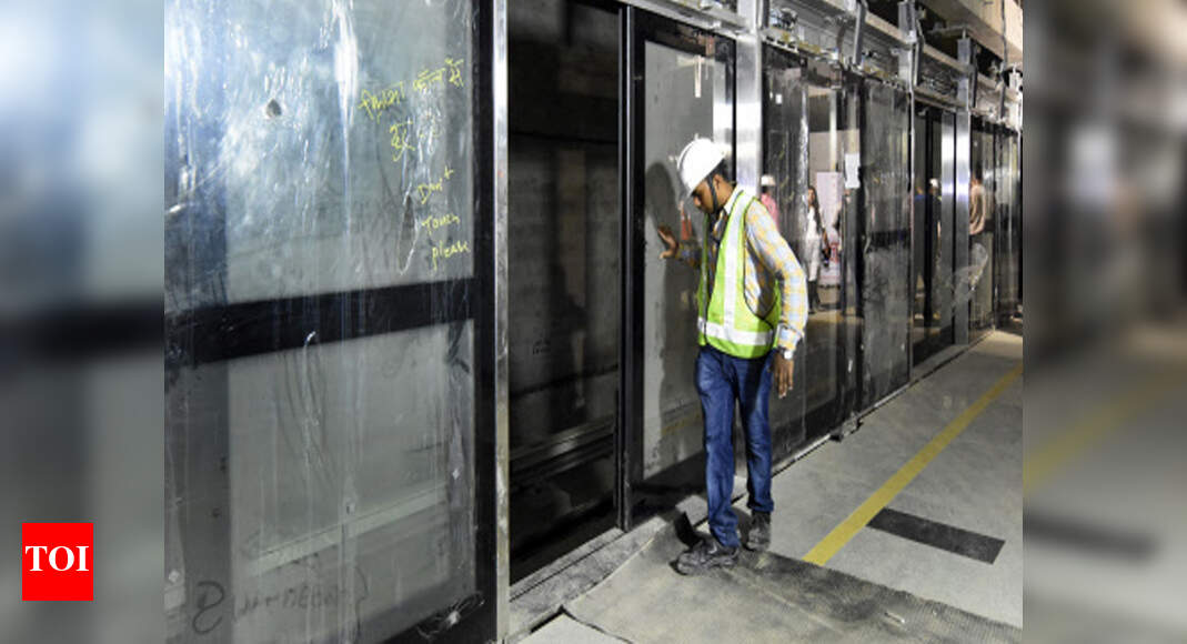 After 25 years, Kolkata Metro rake rolls into an underground station ...