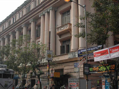 Kolkata colleges give up seats to level student-teacher ratio | Kolkata ...