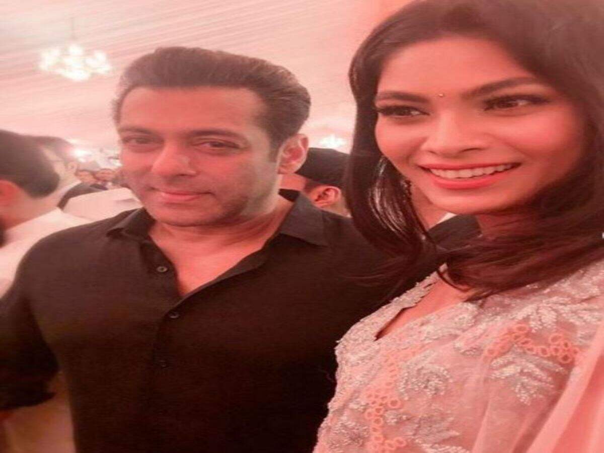 Lopamudra Raut celebrates Iftar with Salman Khan