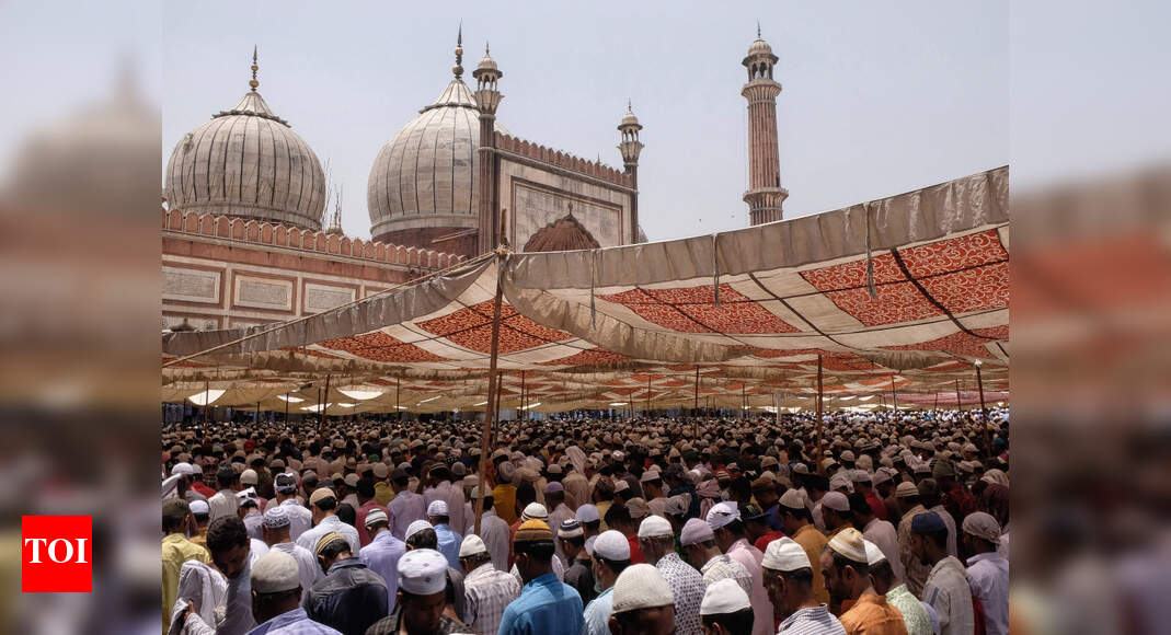 India to celebrate Eid on Wednesday | India News - Times of India