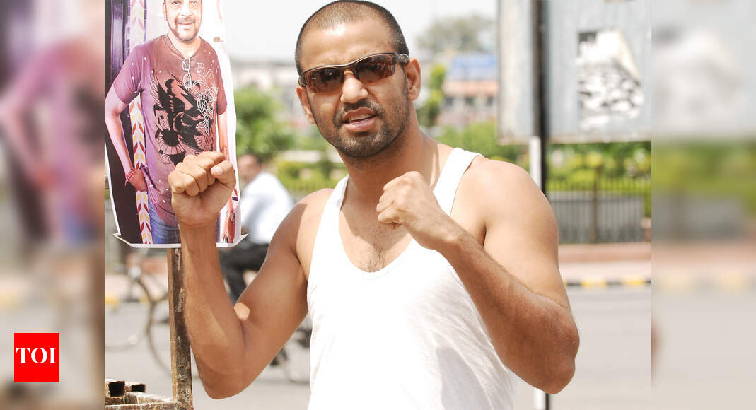 Boxer Akhil drops defamation case against Dilbag after getting apology ...