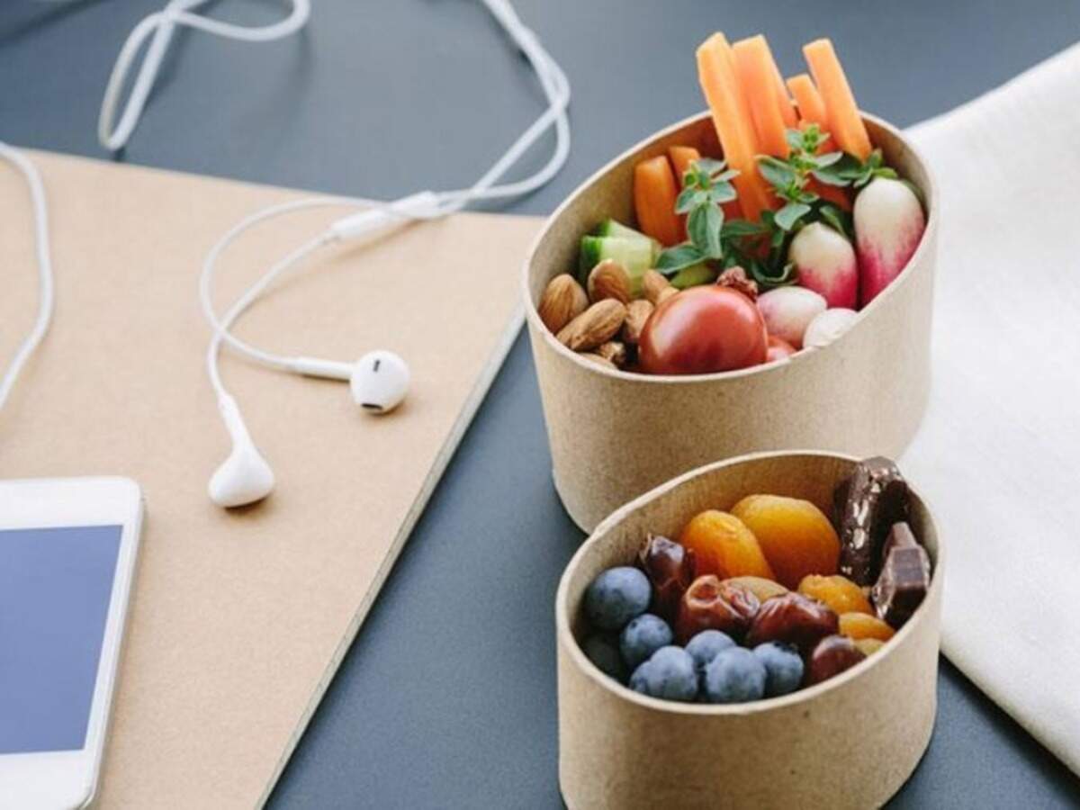 Best Healthy Office Snacks To Keep You Productive