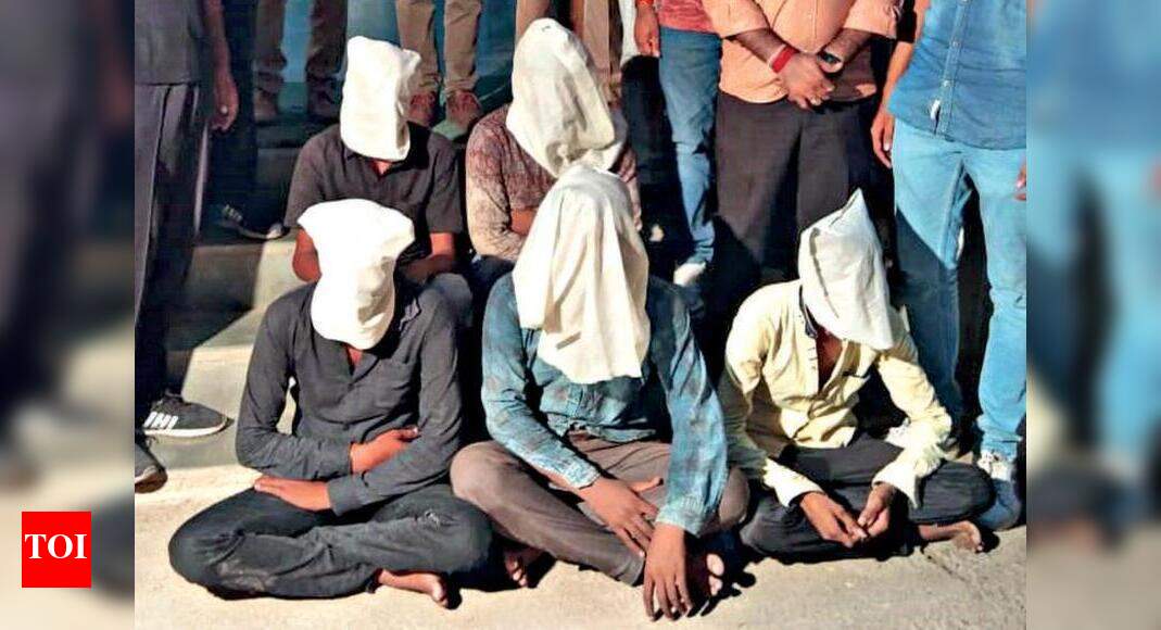 Five nabbed for Rs 39-lakh angadia loot in Botad | Rajkot News - Times ...