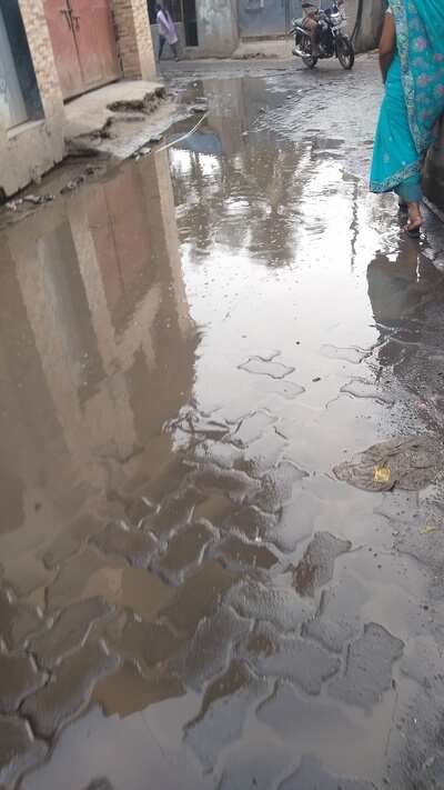 roads are in worst condition - Times of India