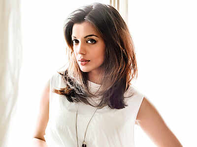 Mugdha Godse to make her acting debut on the small screen? - Times of India