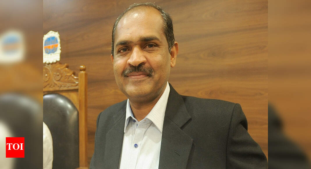 Civic chief inspects road redone with white-topping technology | Navi ...